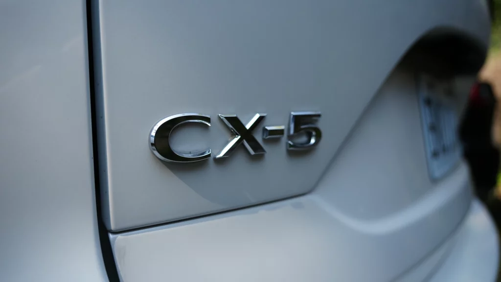 #6 2024年式 Mazda CX-5 20S SELECT PLUS 開箱及心得分享 – 82夫妻